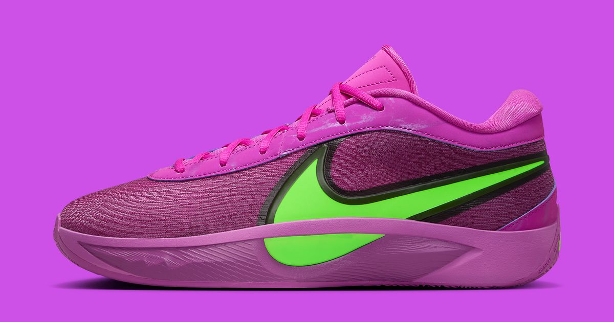 Available Now // Nike Zoom Freak 6 “Bold Berry” | House of Heat°