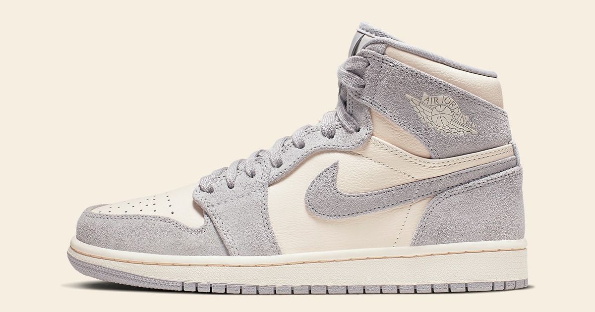 Official Looks at the Air Jordan 1 High “Pale Ivory” | House of Heat°