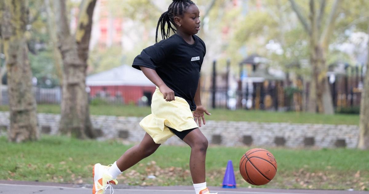 Women's Basketball Brand Moolah Kicks Unveils the First-Ever Sneaker ...
