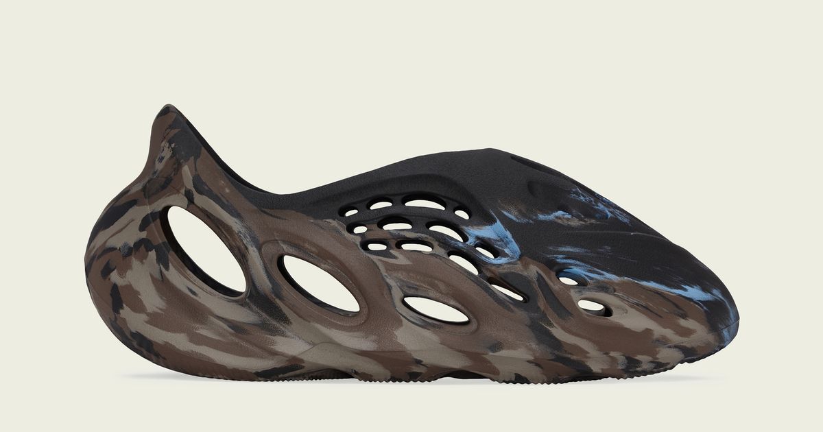 Where to Buy the YEEZY Foam Runner “MX Cinder” | House of Heat°