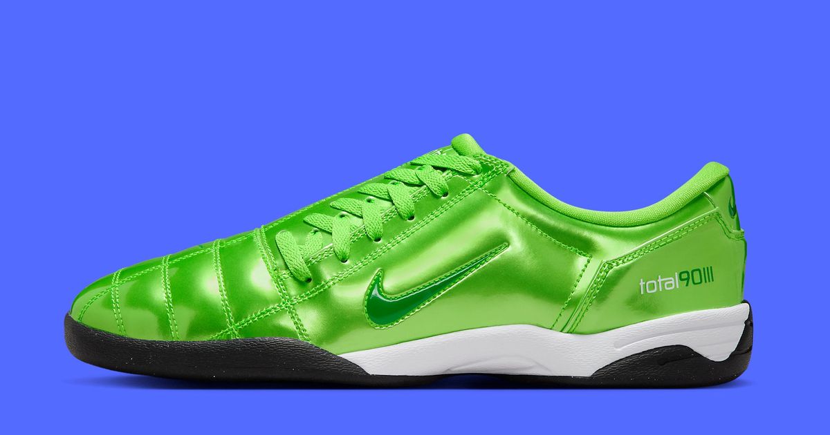 The Nike Total 90 III 'Mean Green' Is Ready to Take Over Indoor Pitches ...