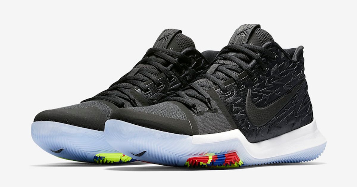 Black Ice hits the Kyrie 3 | House of Heat°