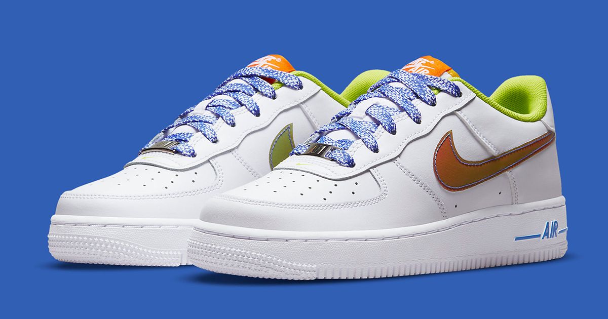 Kids Air Force 1 Features Color-Changing Checks | House of Heat°