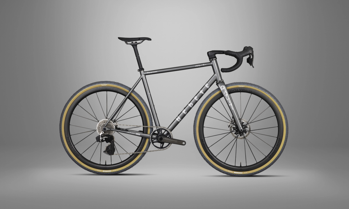 Machine Portrait | Repete R3 Panaracer Edition