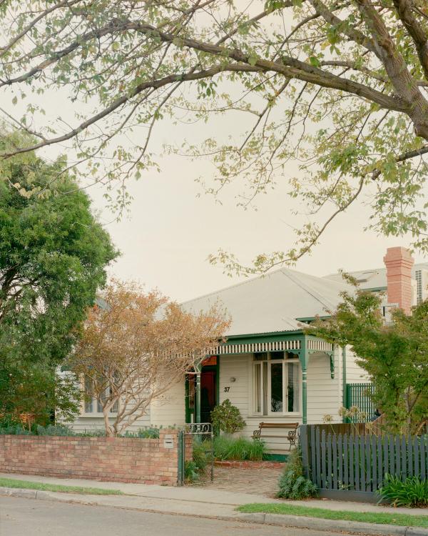 Garden Wall House by Sonelo Architects – Open Journal