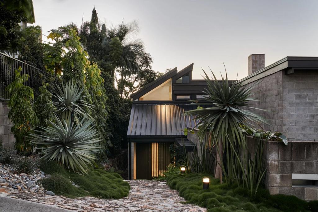 Chambers House by Shaun Lockyer Architects, A 1970’s Classic Reborn ...