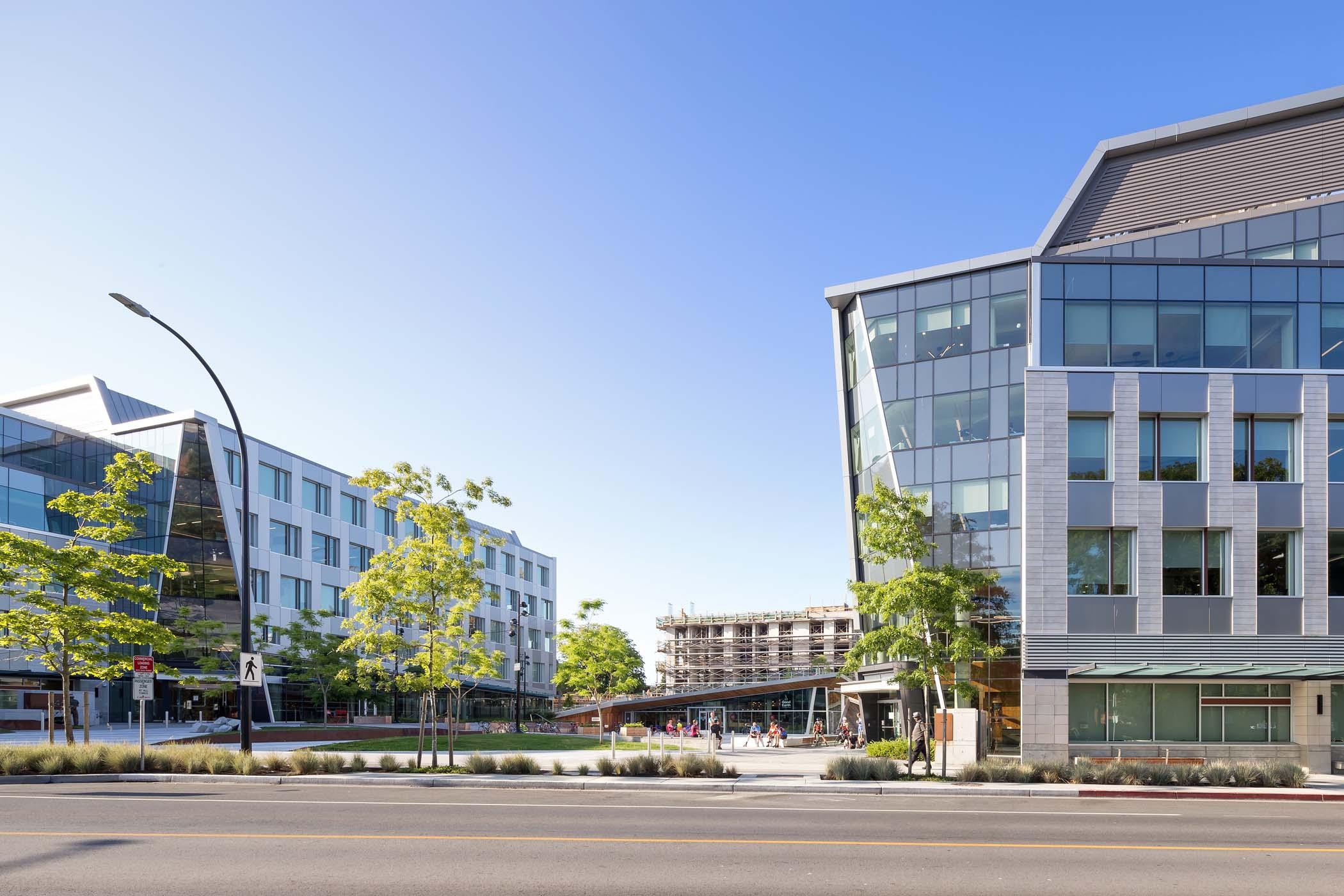 525 Superior | Jawl Properties