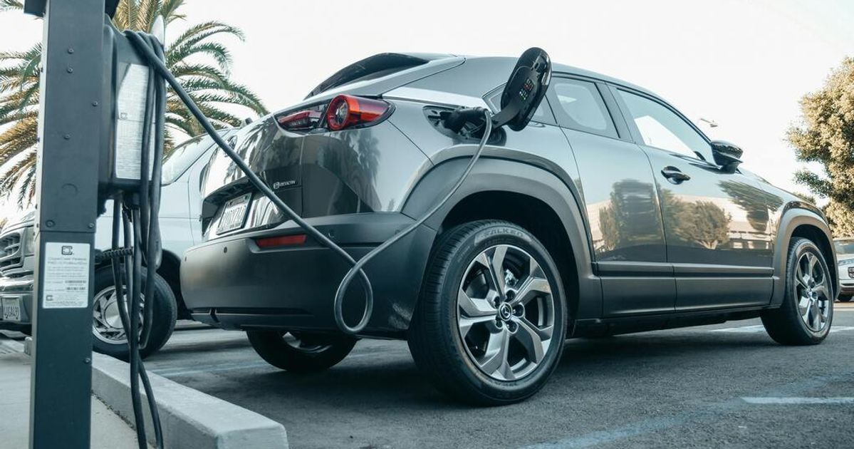BPM elektrische en hybride auto's: hoe zit het? | JUR Autotransport