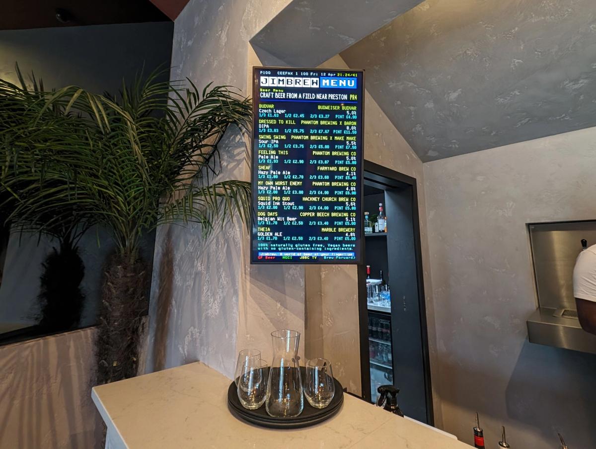 Digital Menu Boards for Bars and Restaurants Manchester and London ...