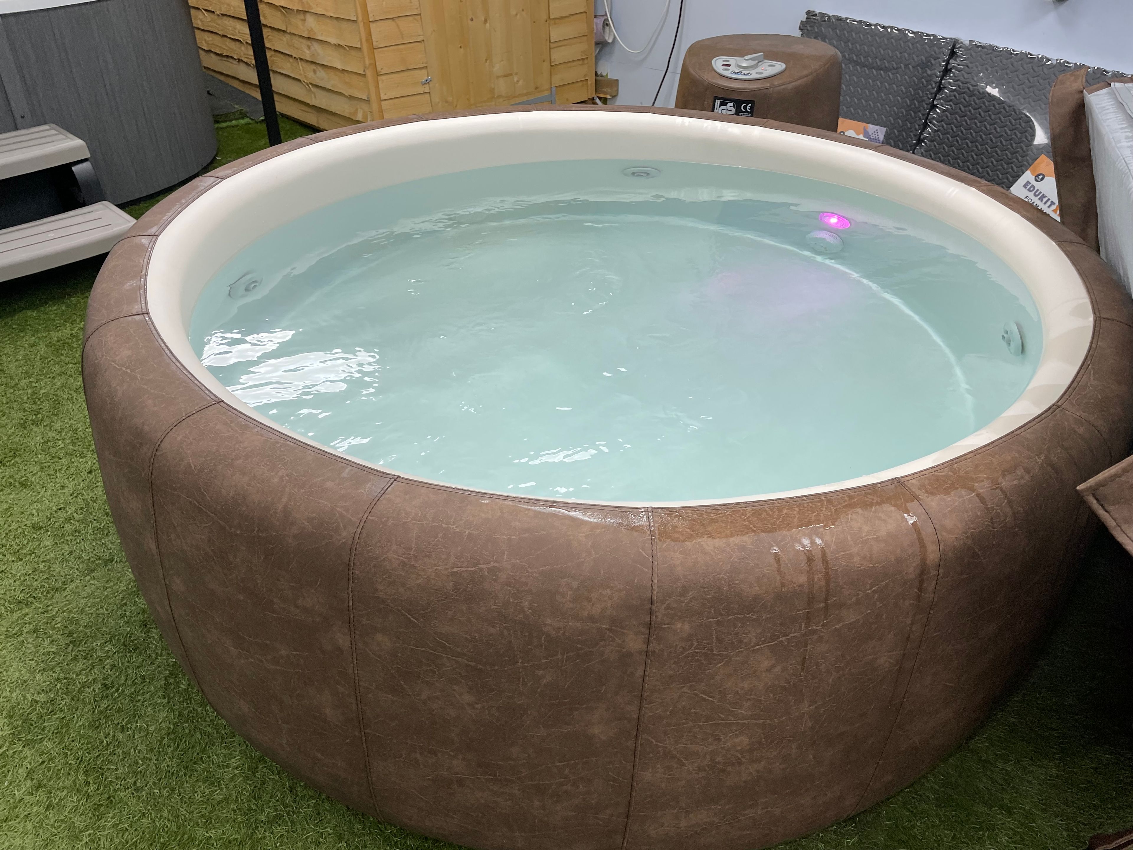 Refurbished Softub Legend T220 The Softub Legend is spacious enough for ...
