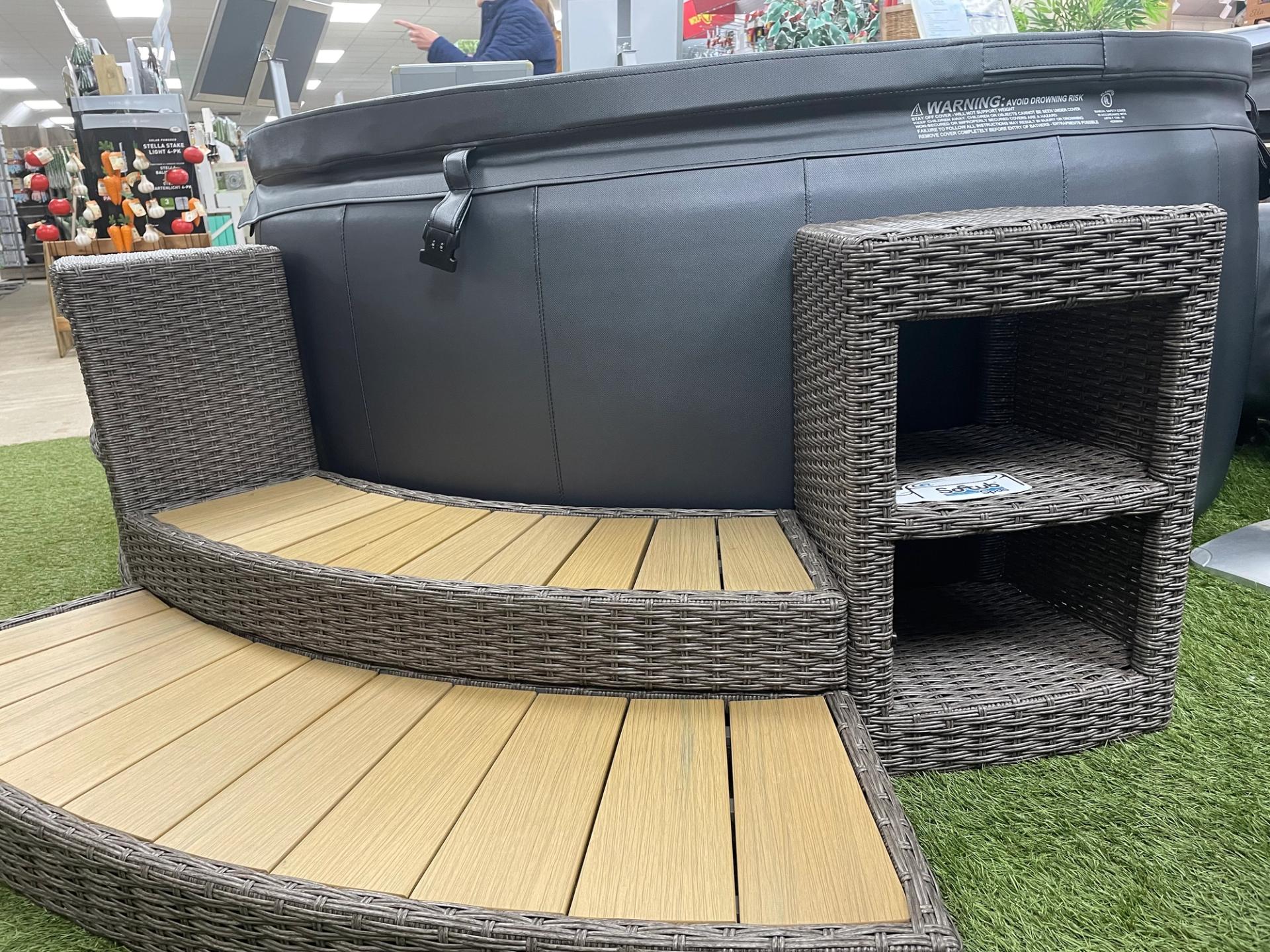 Softub Rattan Stepper The Softub Rattan Stepper can be used with any of ...