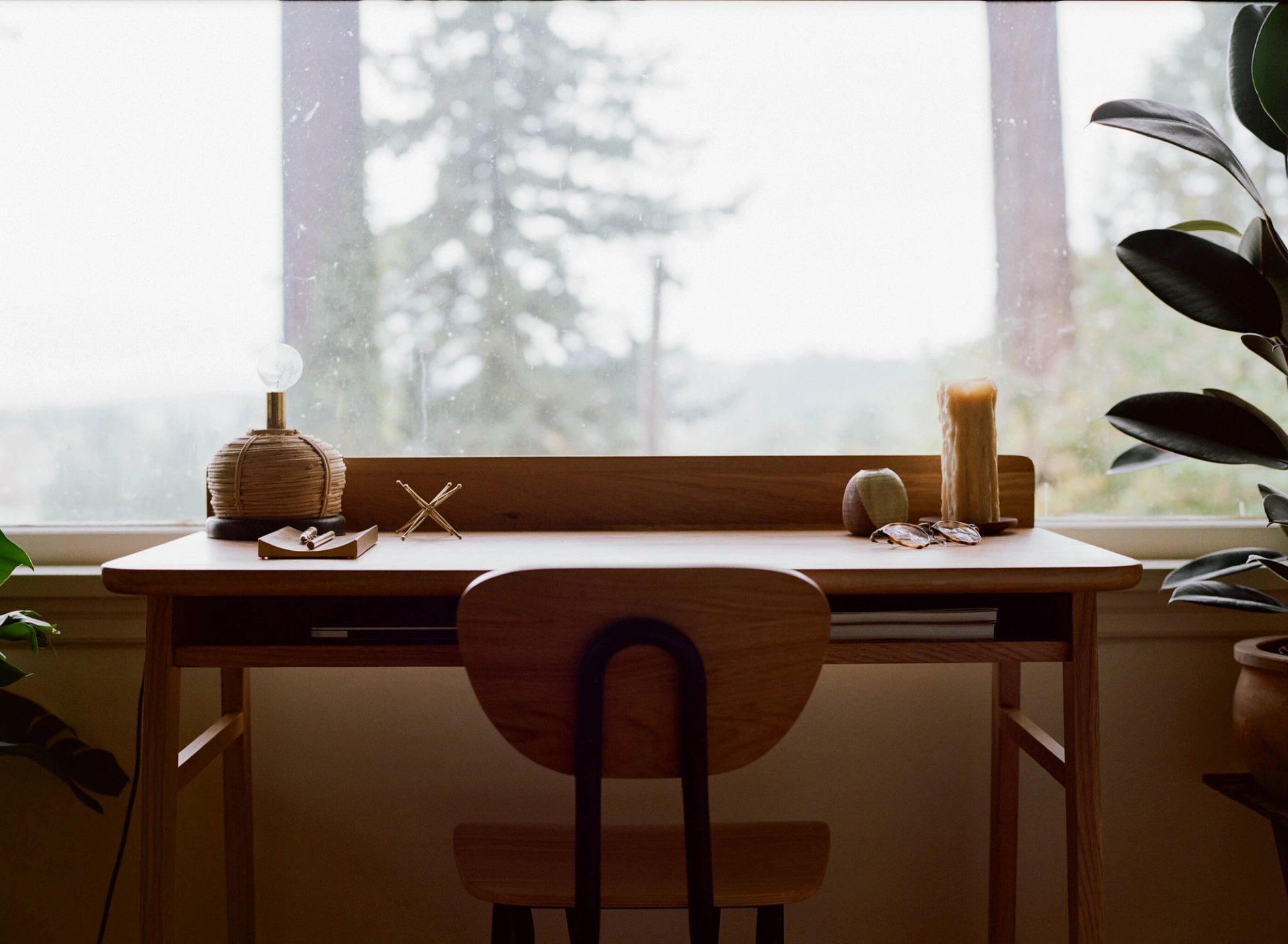 Reader Desk | Akron Street