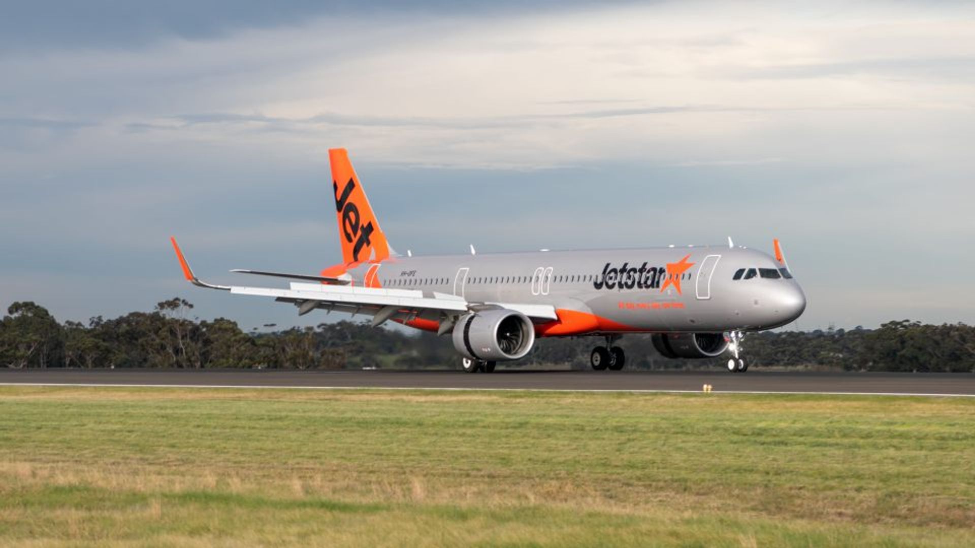 Explore Jetstar's First Airbus A321neo As It Arrives