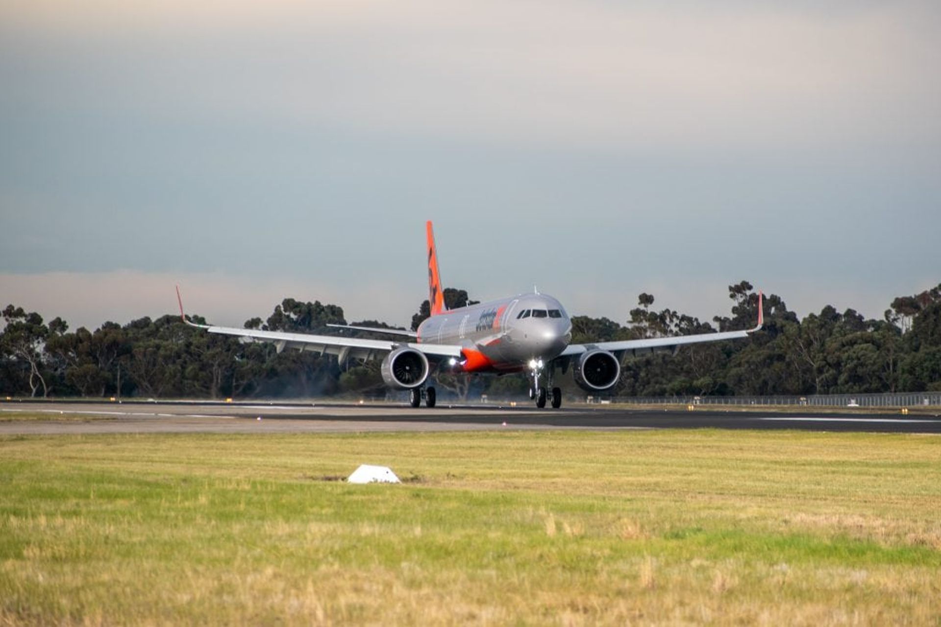 Explore Jetstar's First Airbus A321neo As It Arrives
