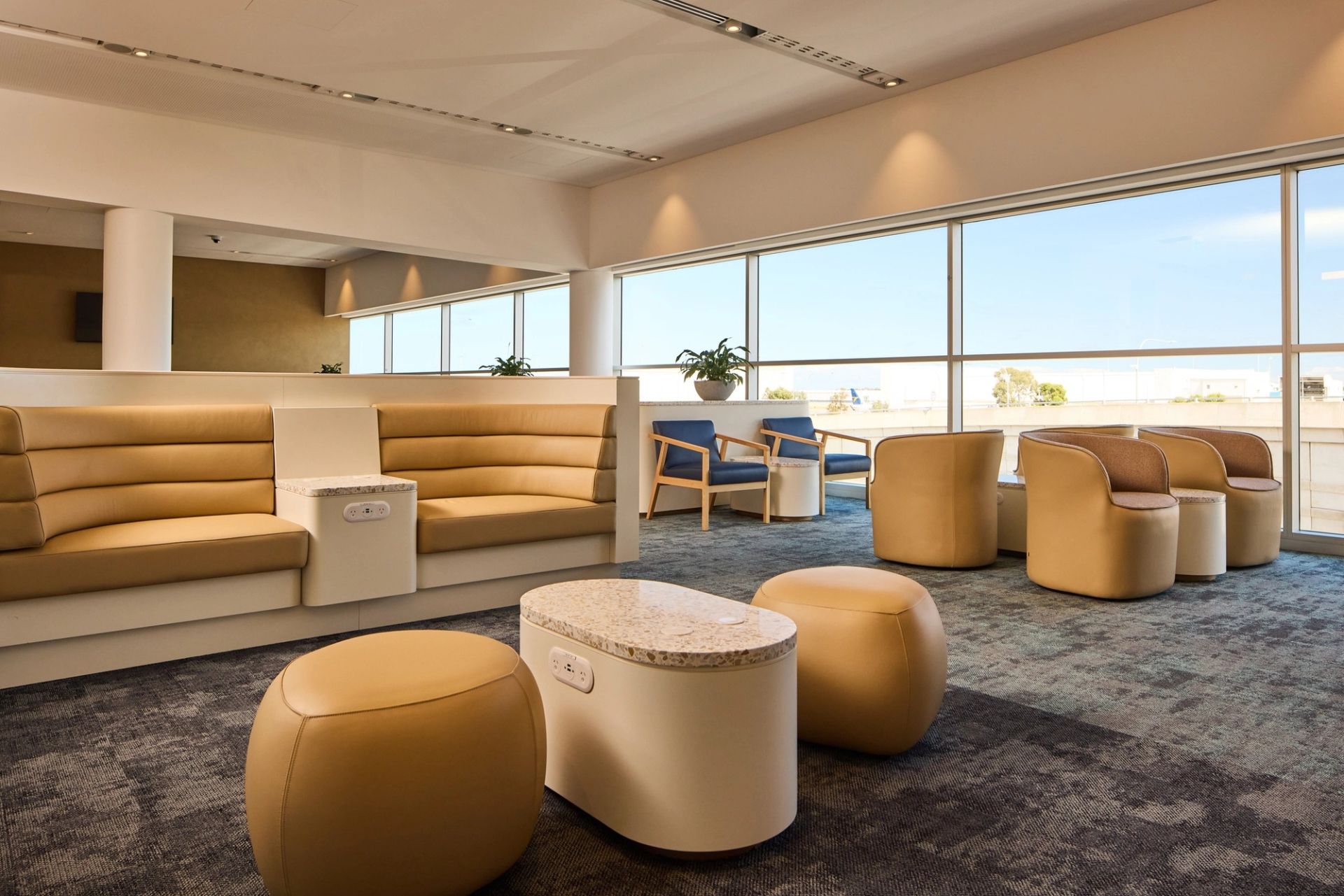 Renovated Adelaide Qantas Club Lounge Has Just Reopened | Flight Hacks