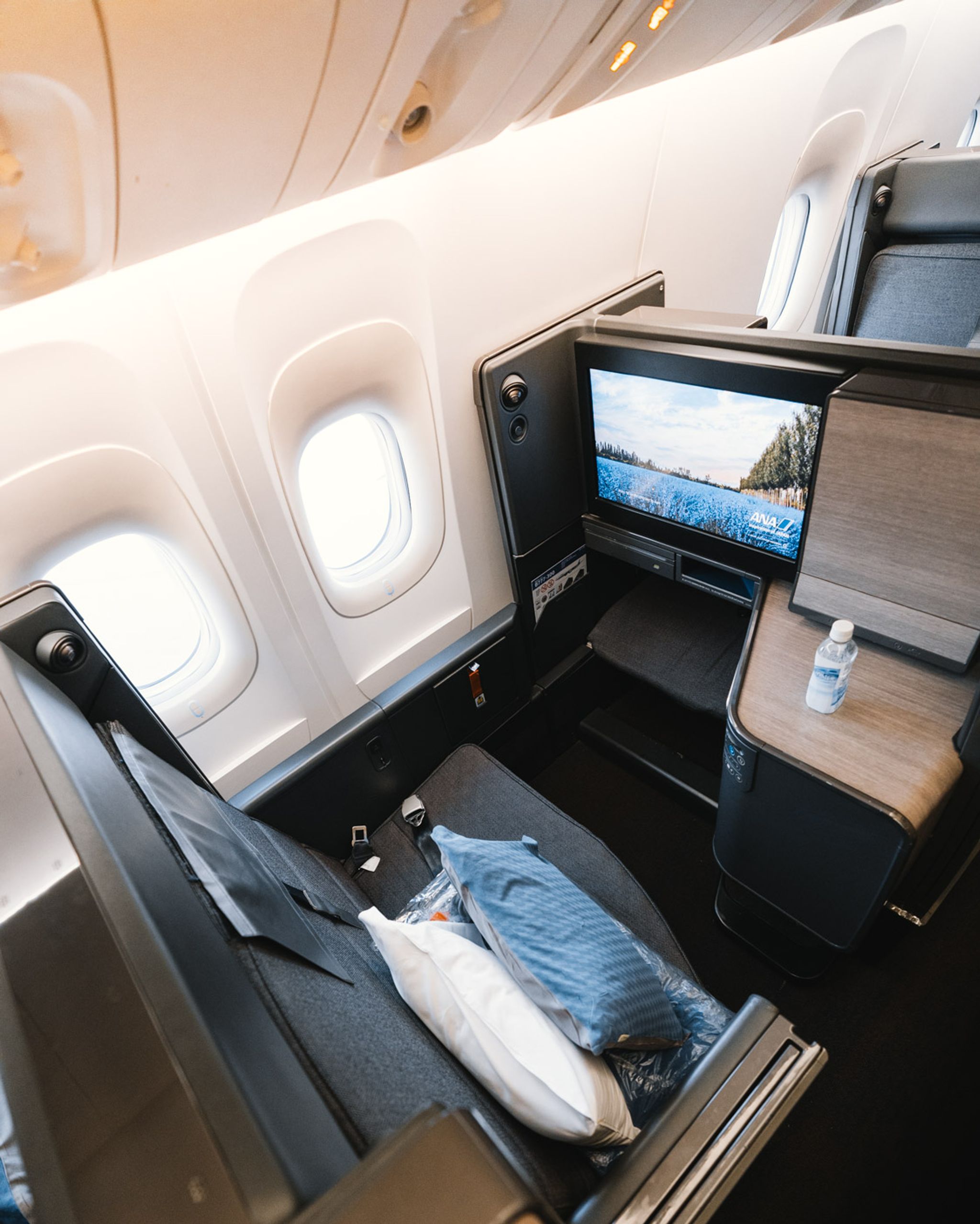 ANA The Room Business Class Review: Tokyo to San Fransisco
