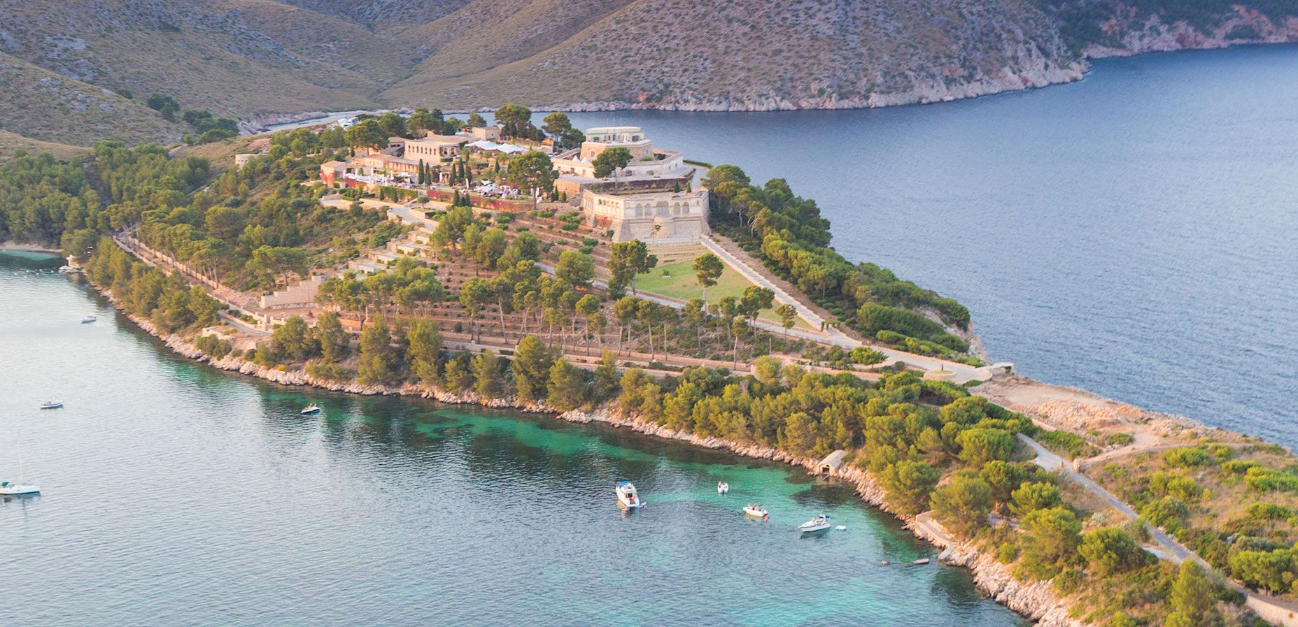 La Fortaleza: The Spanish Villa Featured in 'The Night Manager' — Boss ...