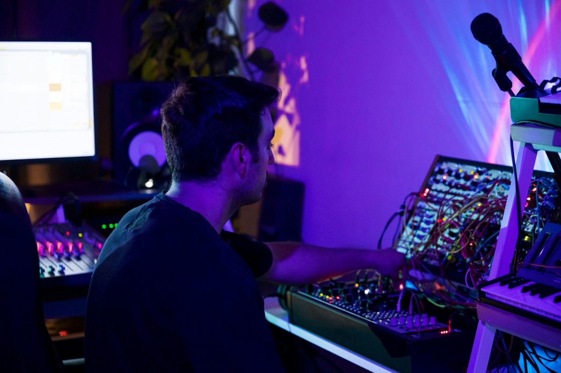 How Mic Line Wire or Cable Impacts Pro AV Installations and Why It-WCW