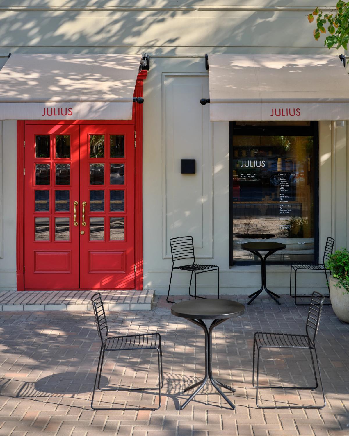 Julius Cafe · NAAW