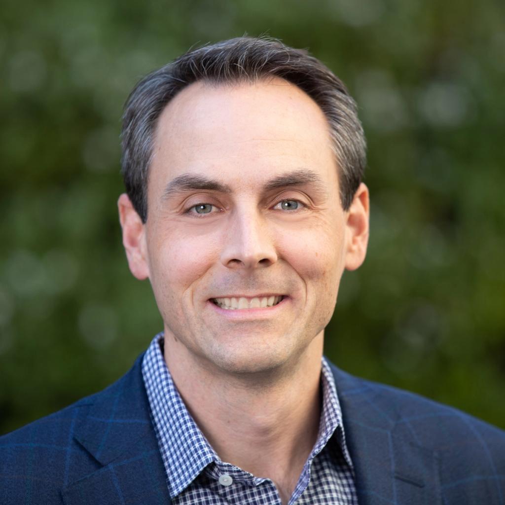 FUNDING THE DISTRIBUTED ENERGY TRANSITION