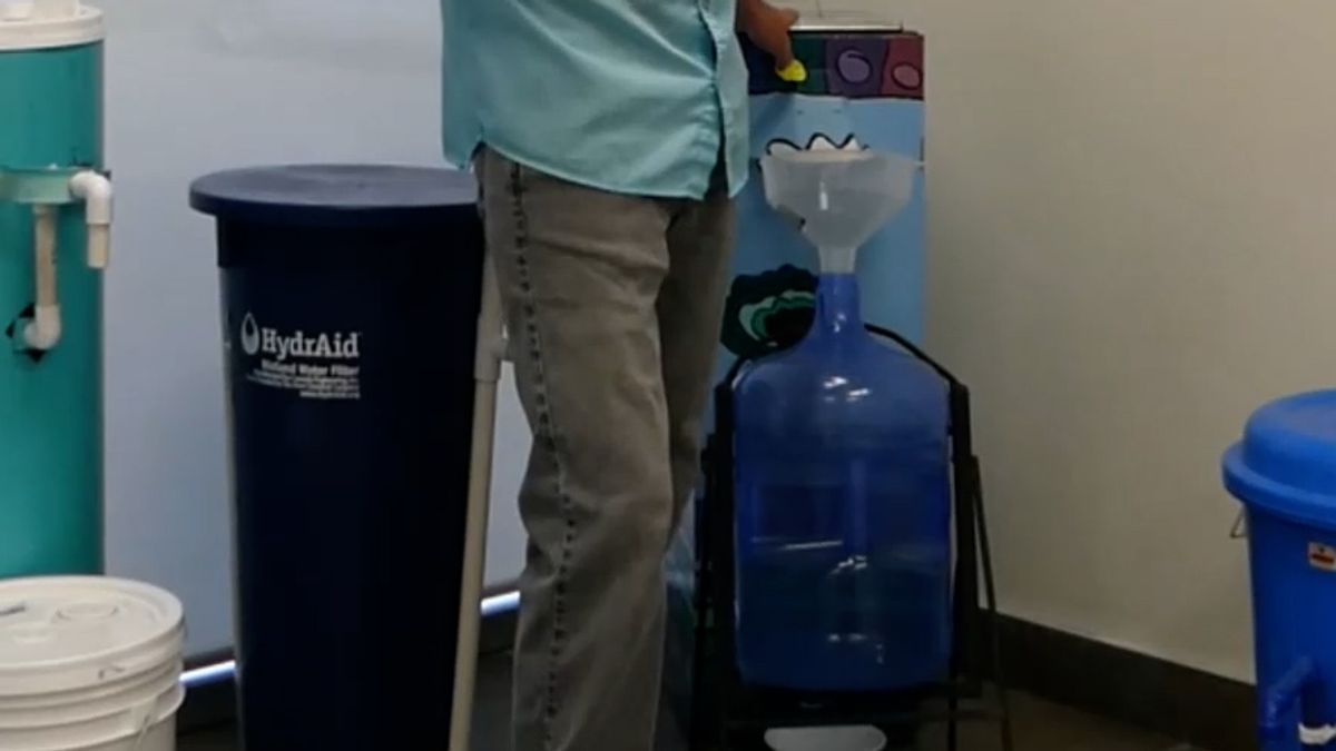 Install Alternate Biosand Filter (BSF) Containers | WASH Resources