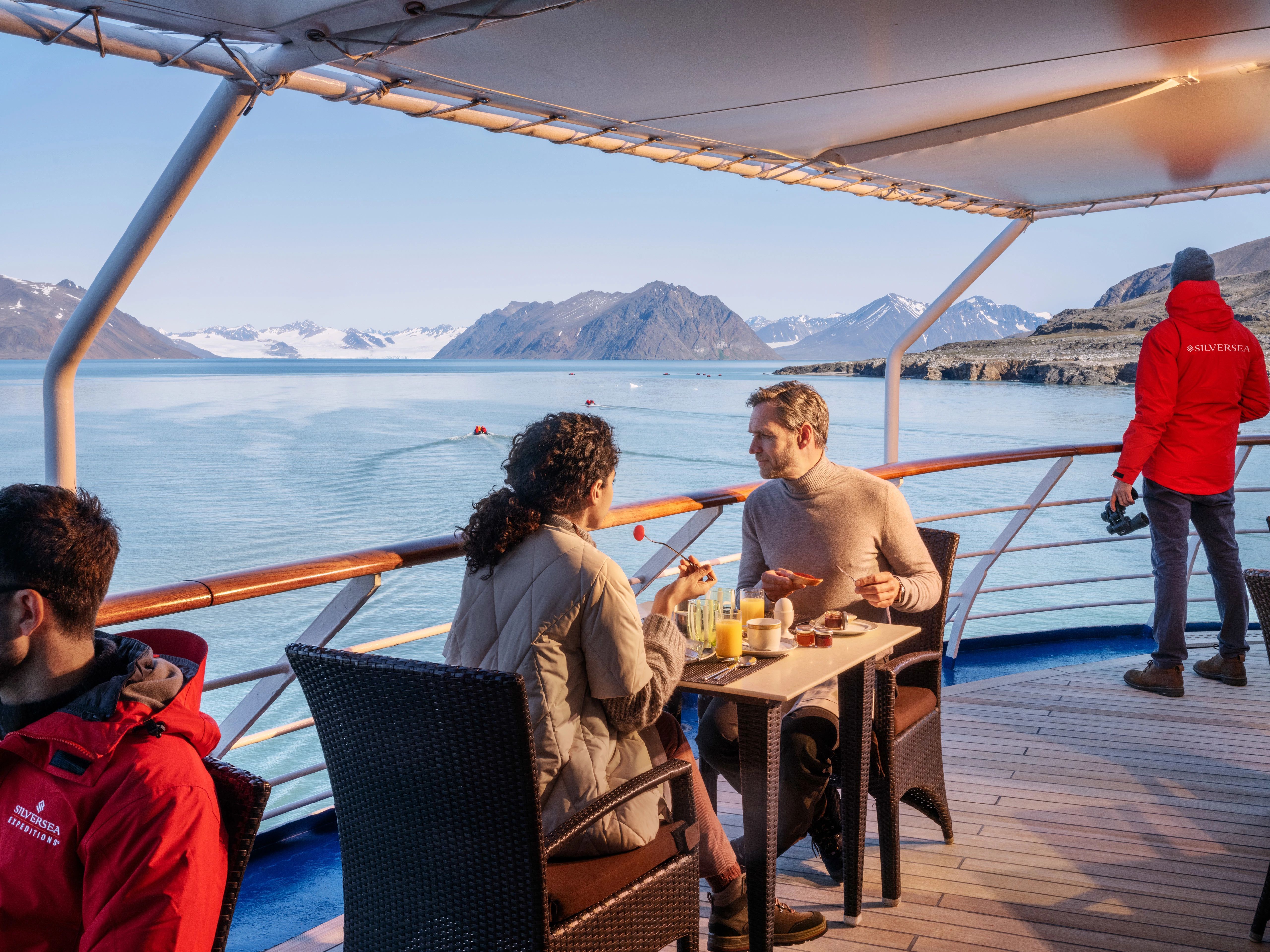 Silversea's Ultimate Polar Packing Guide: the Arctic and Antarctica ...