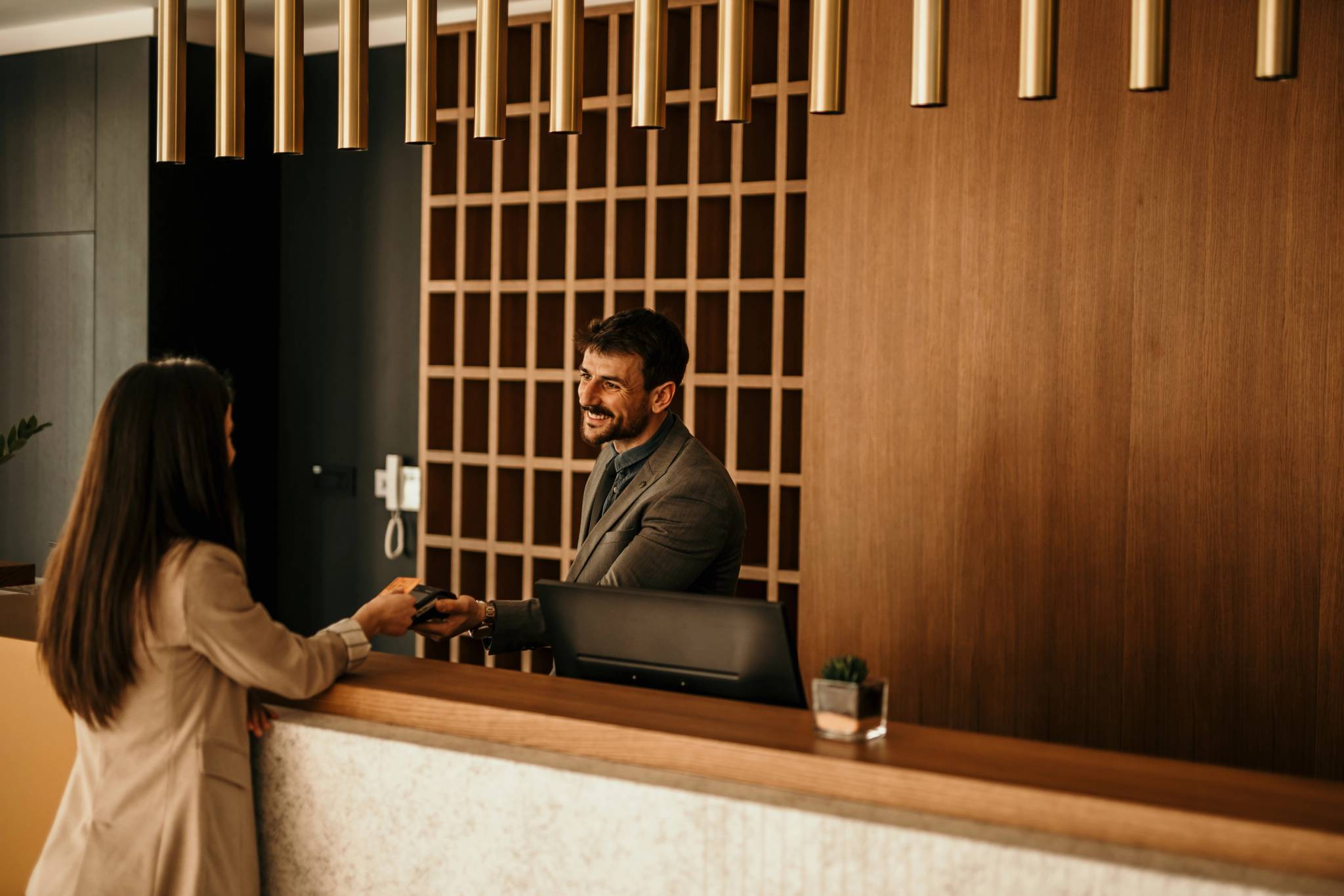 Hotel & Transfers | Silversea
