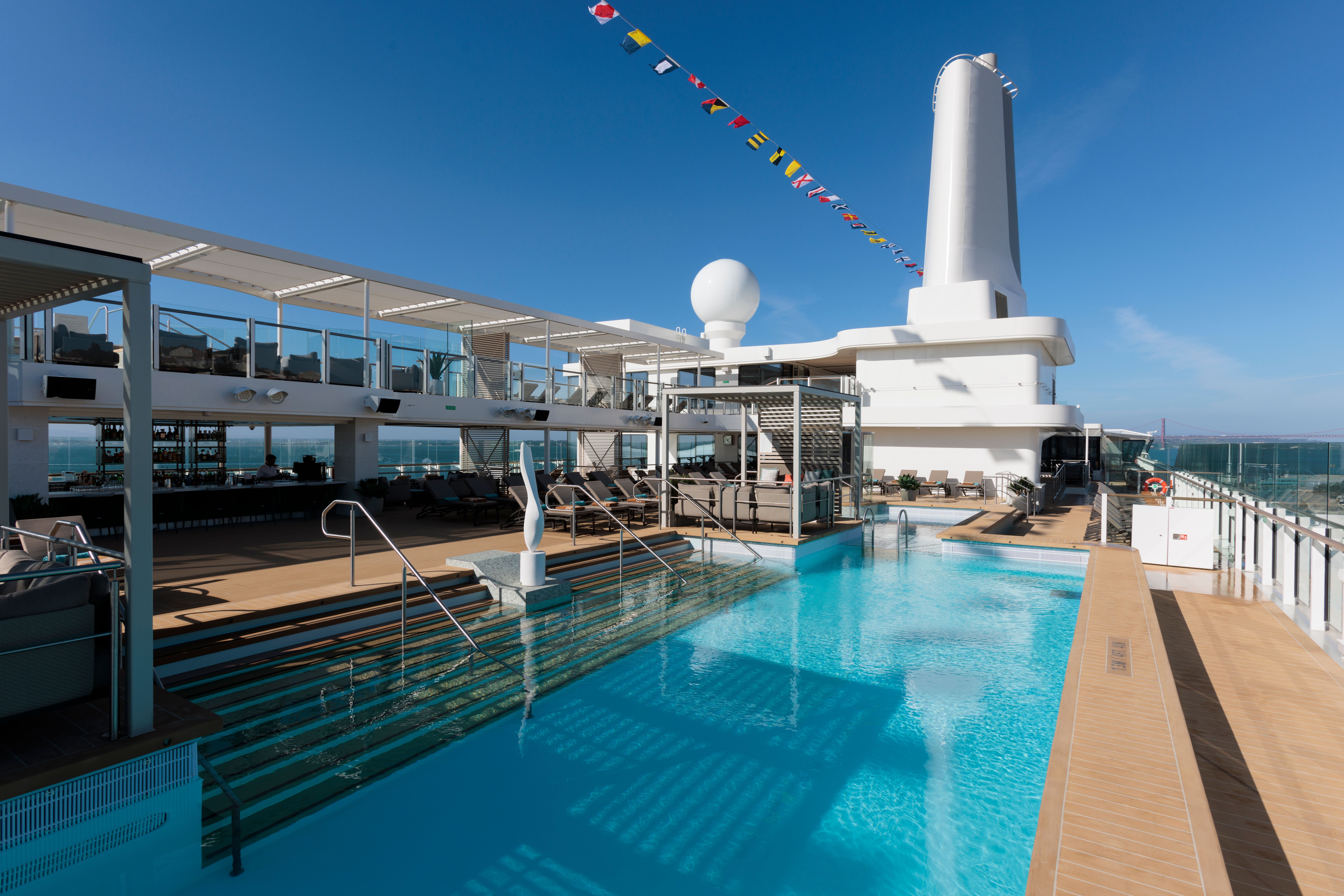 Caribbean & Central America Luxury Cruises | Silversea