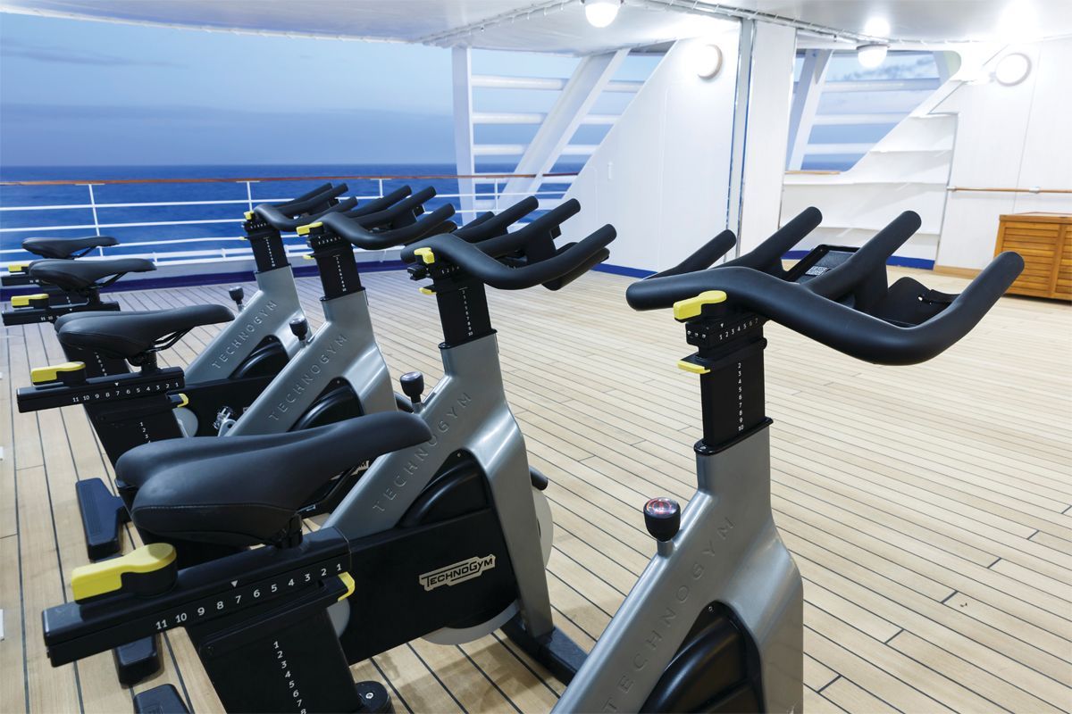 An elevated atmosphere at sea | Silversea