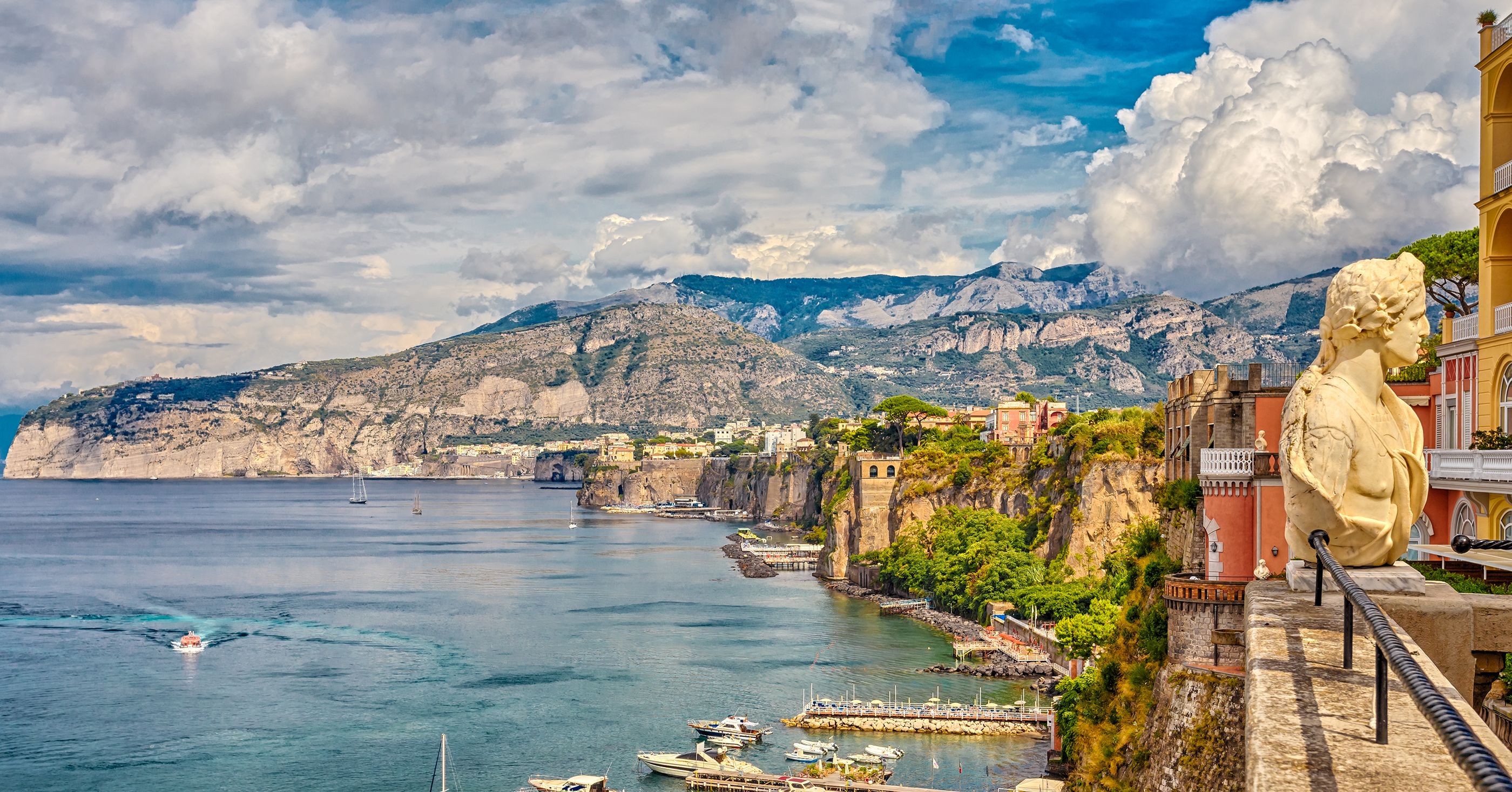 Luxury Cruises to Italy | Silversea