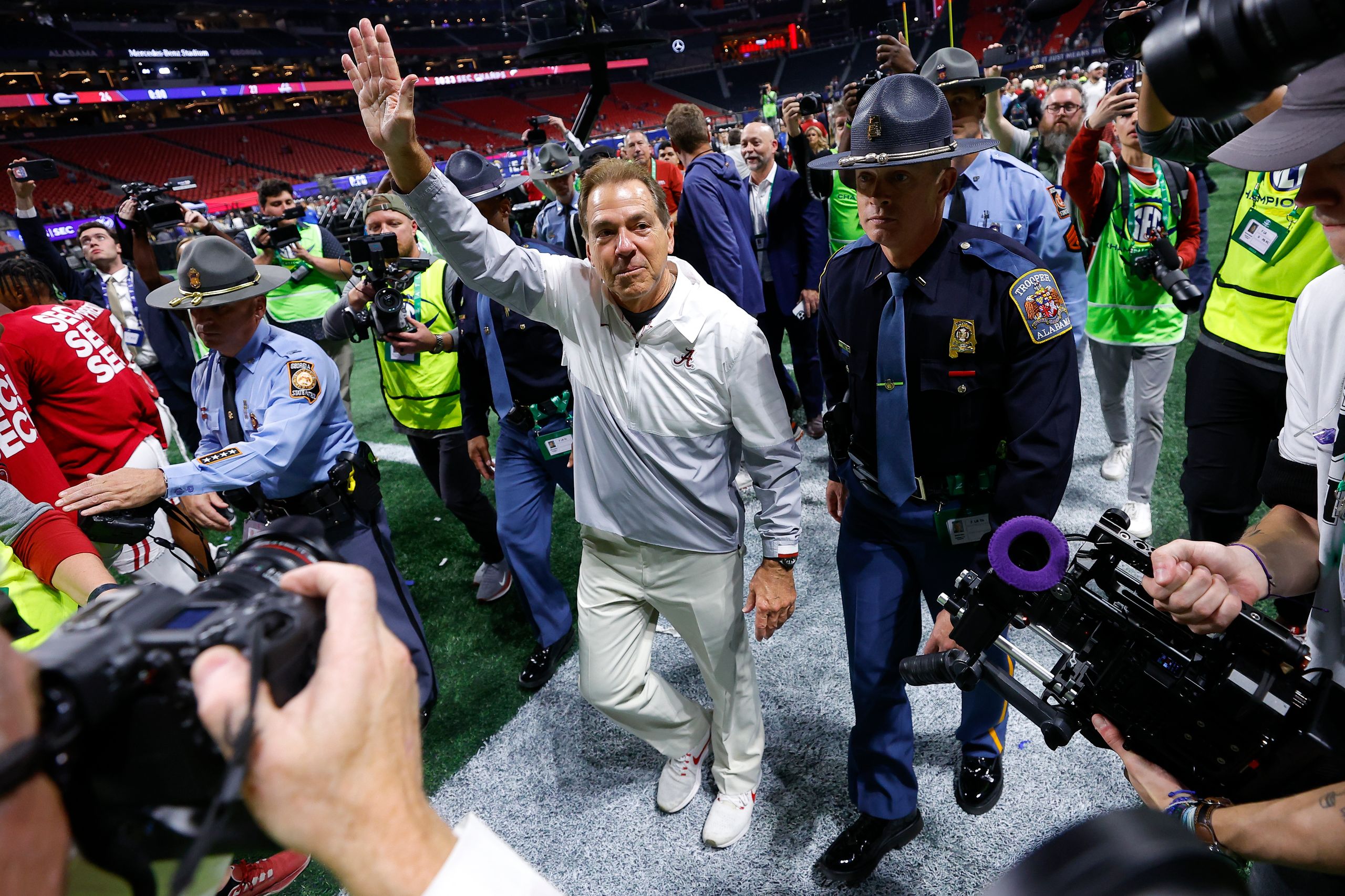 Alabama head coach Nick Saban retires after a legendary 28-year career ...