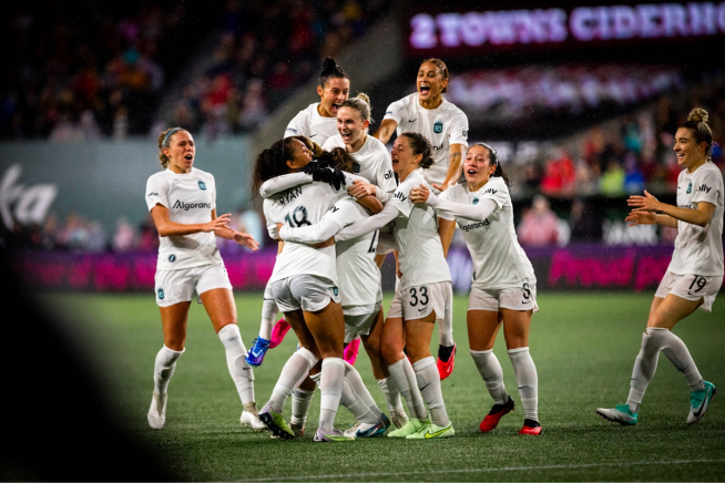 The NWSL will crown a new champion after epic semis | The GIST