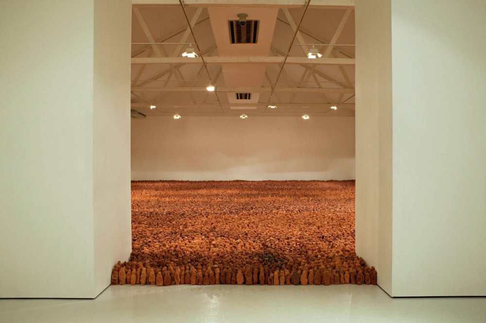 Asian Field – Exhibitions – Antony Gormley
