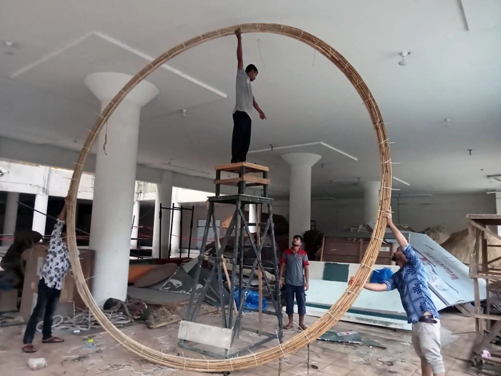 Turn, Dhaka Art Summit – Making – Antony Gormley