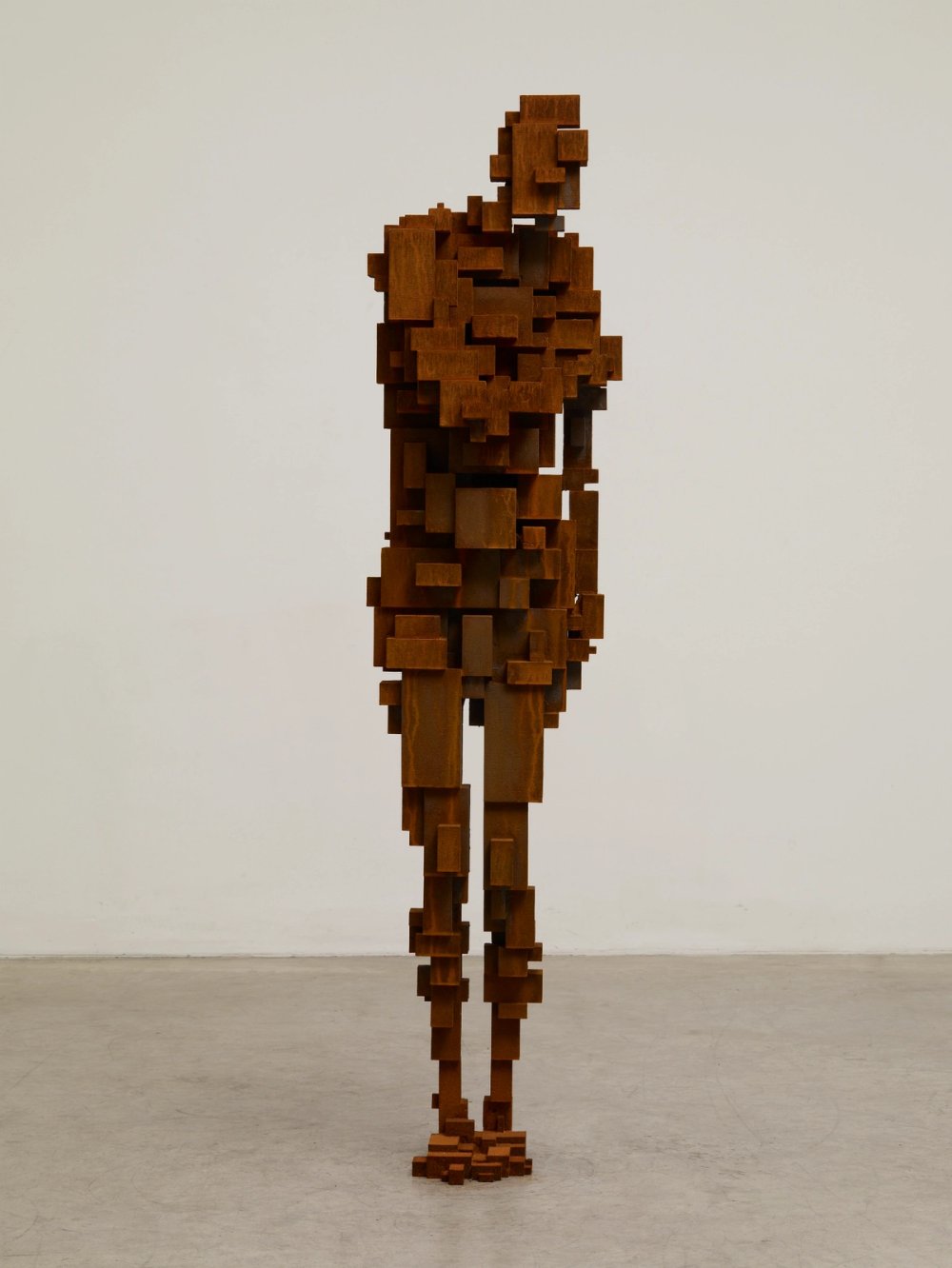 Shy V – Ataxia Works – Sculpture Series – Antony Gormley