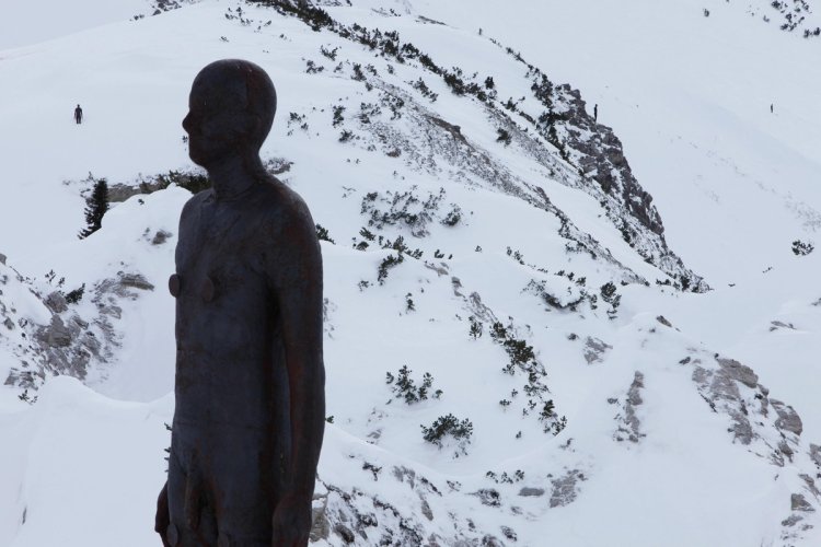 Horizon Field – Exhibitions – Antony Gormley