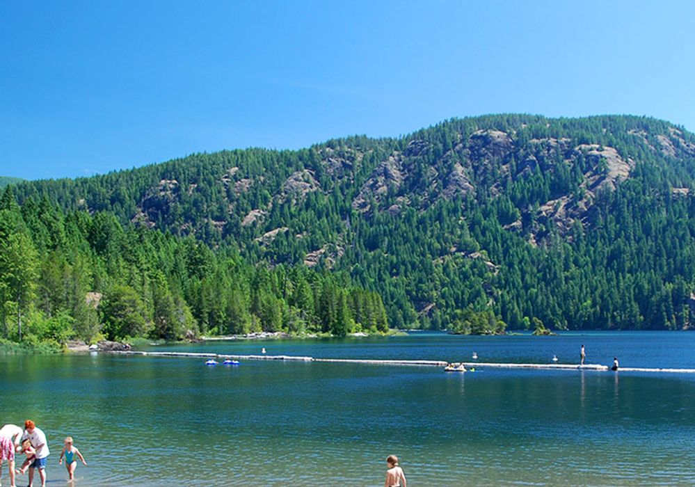 Gordon Bay Provincial Park vancouver island camping