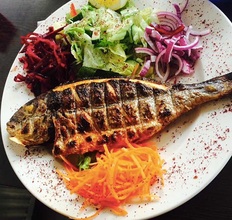 Umut-2000, London on Trippin