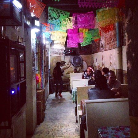 La Nuclear, Bar in Mexico City