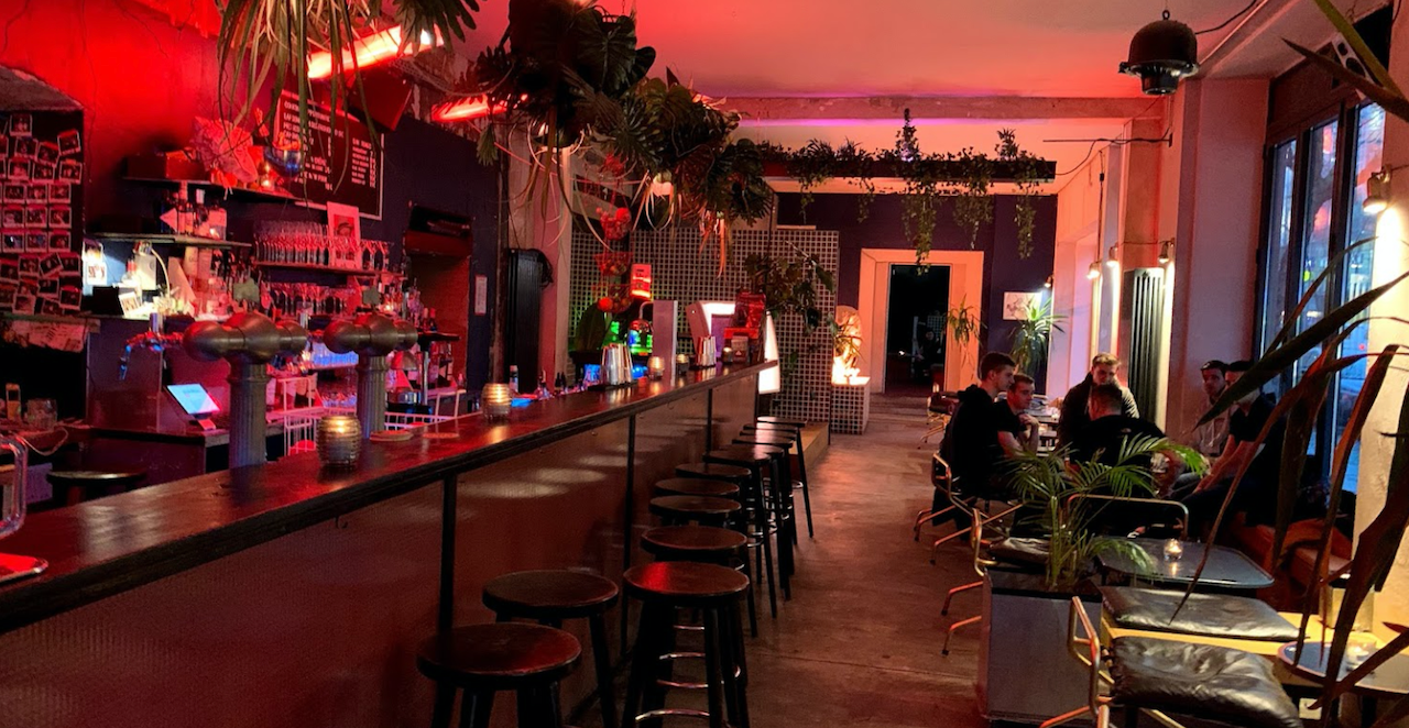 Paola Pinkel on Trippin