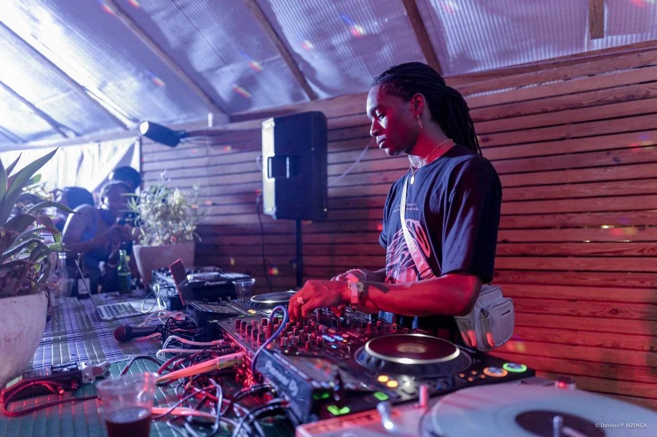 We’re Hosting Zhao Dai On Leave’s Official Afterparty in Beijing