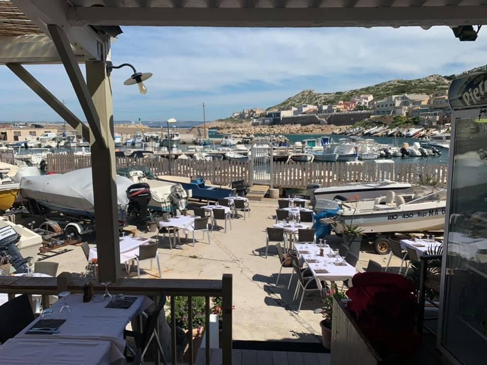 Chez Paul, Seaside Seafood Restaurant in Marseille, France