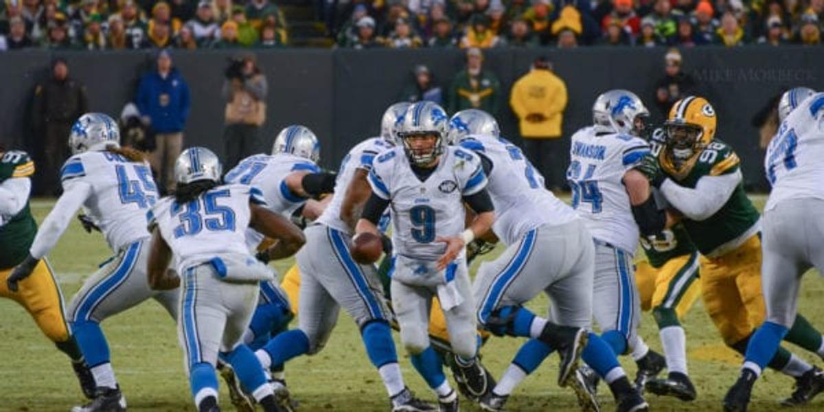 A Brief History of American Football and Reasons We Love It