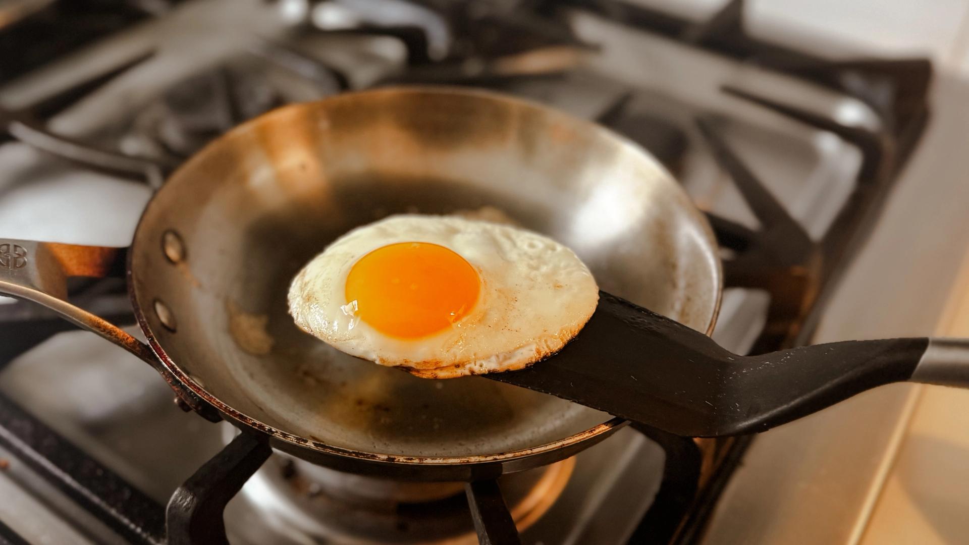 How to Make a Sunny Side Up Egg