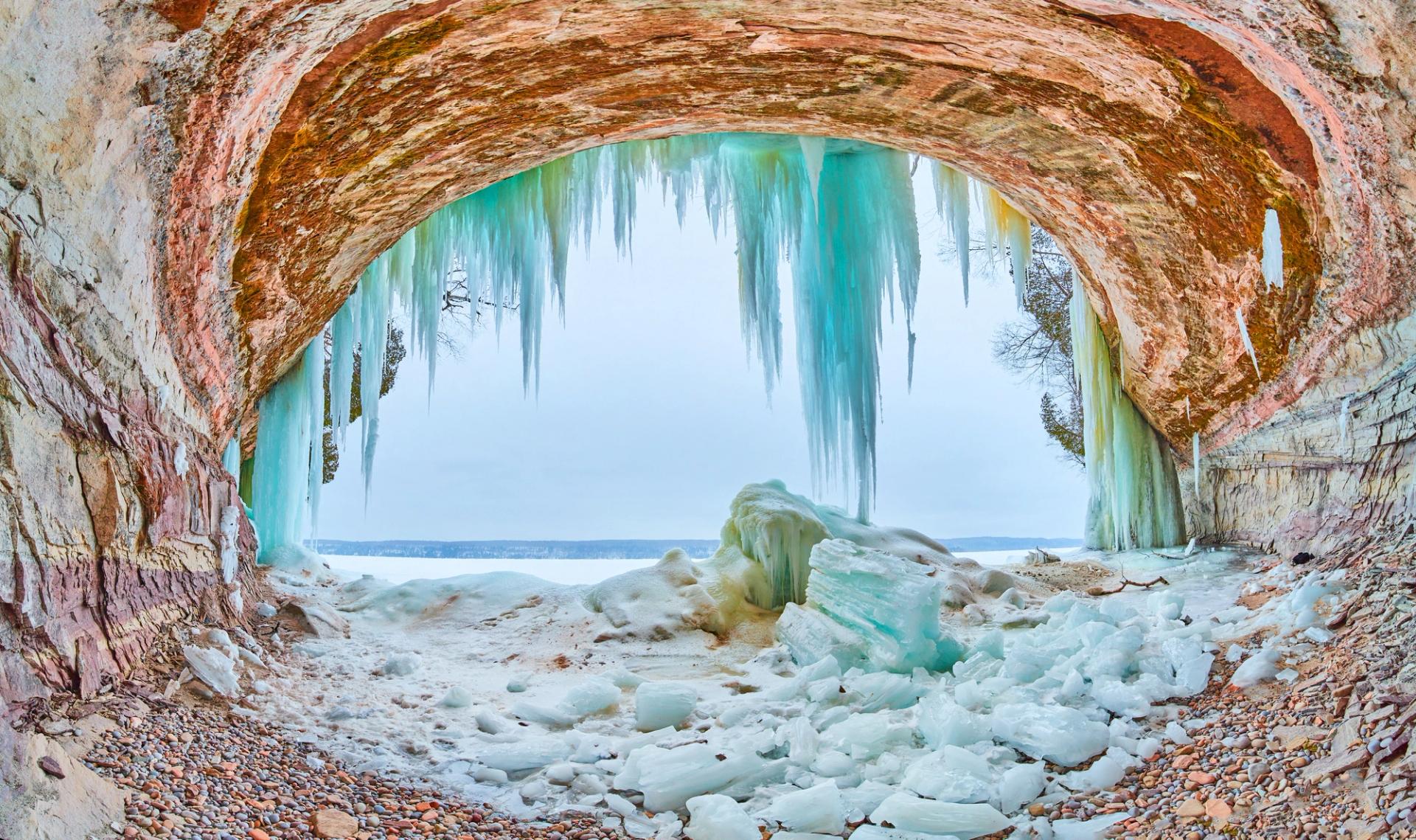 5 Things to Do This Winter in Munising