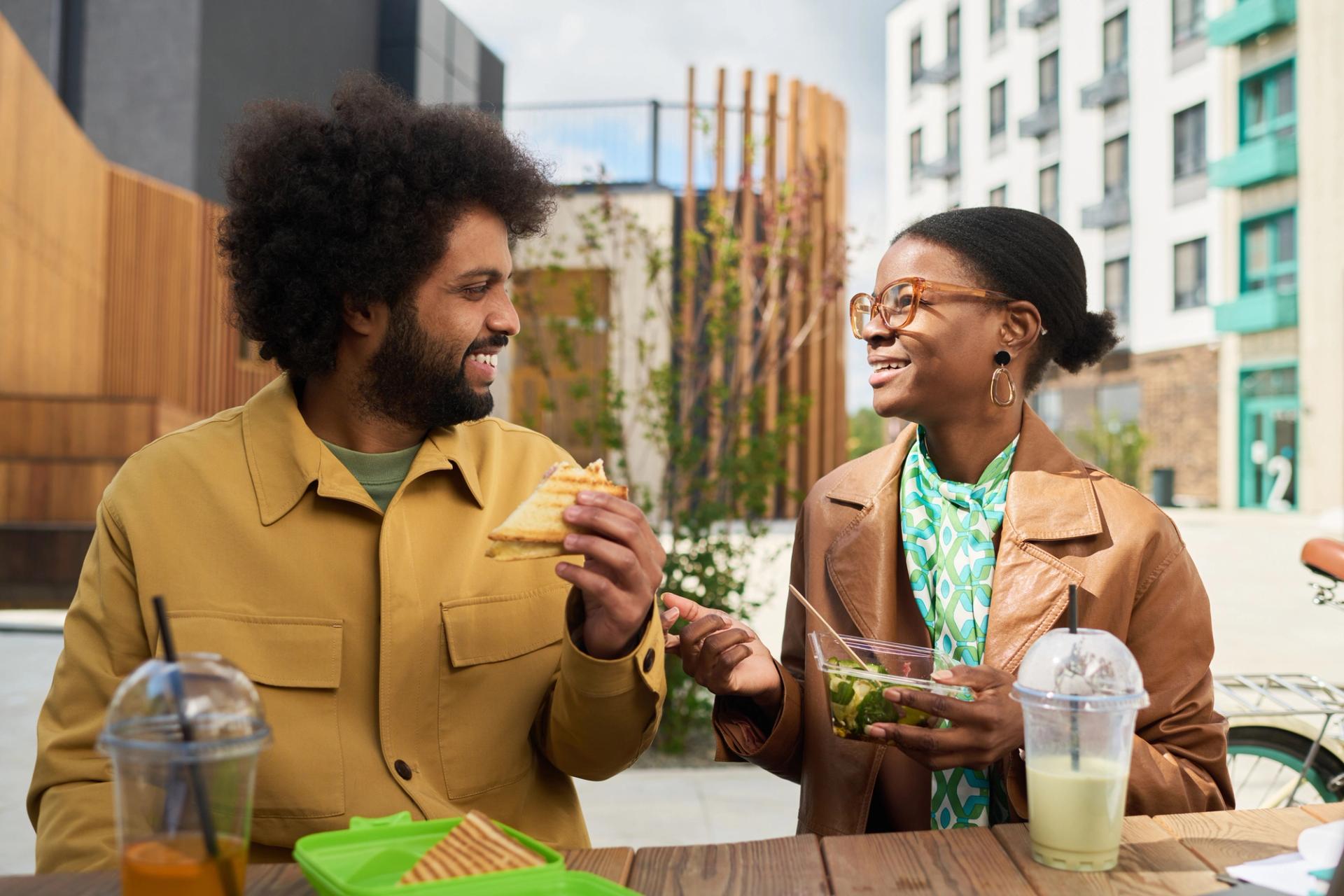 The Mind and Body Benefits of Eating Outside