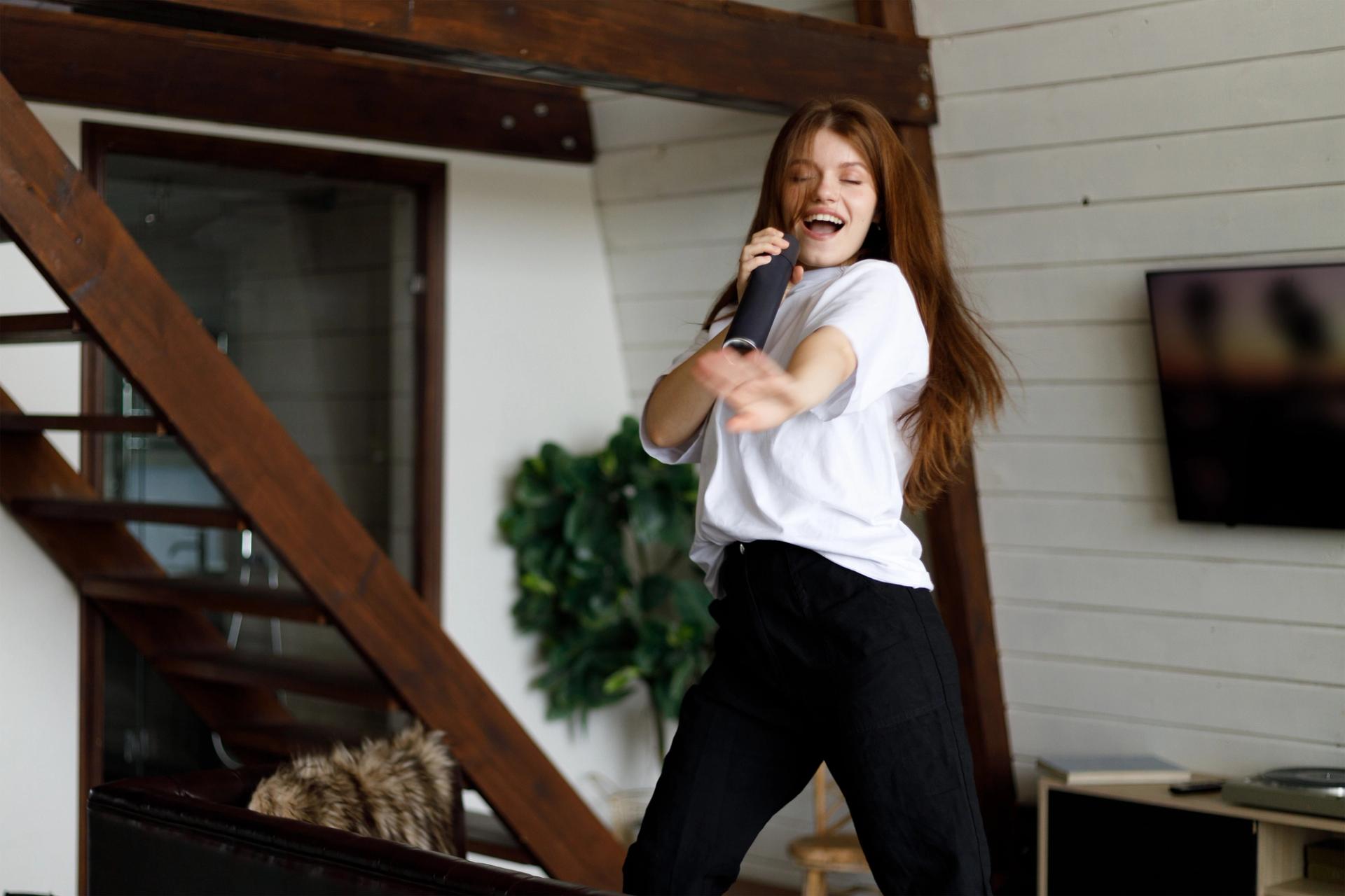 How Gen Z Uses Karaoke as Exercise