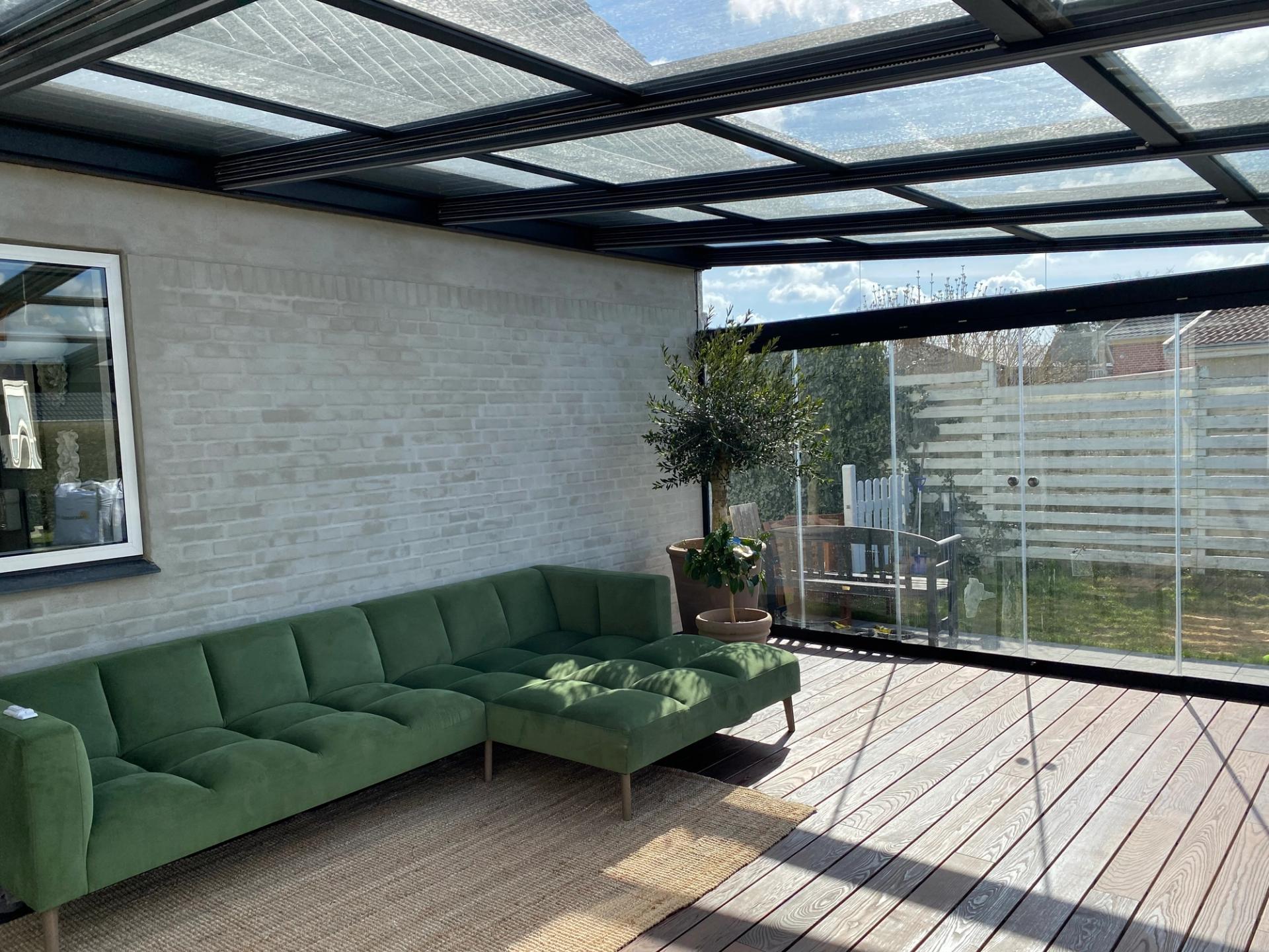 Retractable Glass Roofs | The Oi