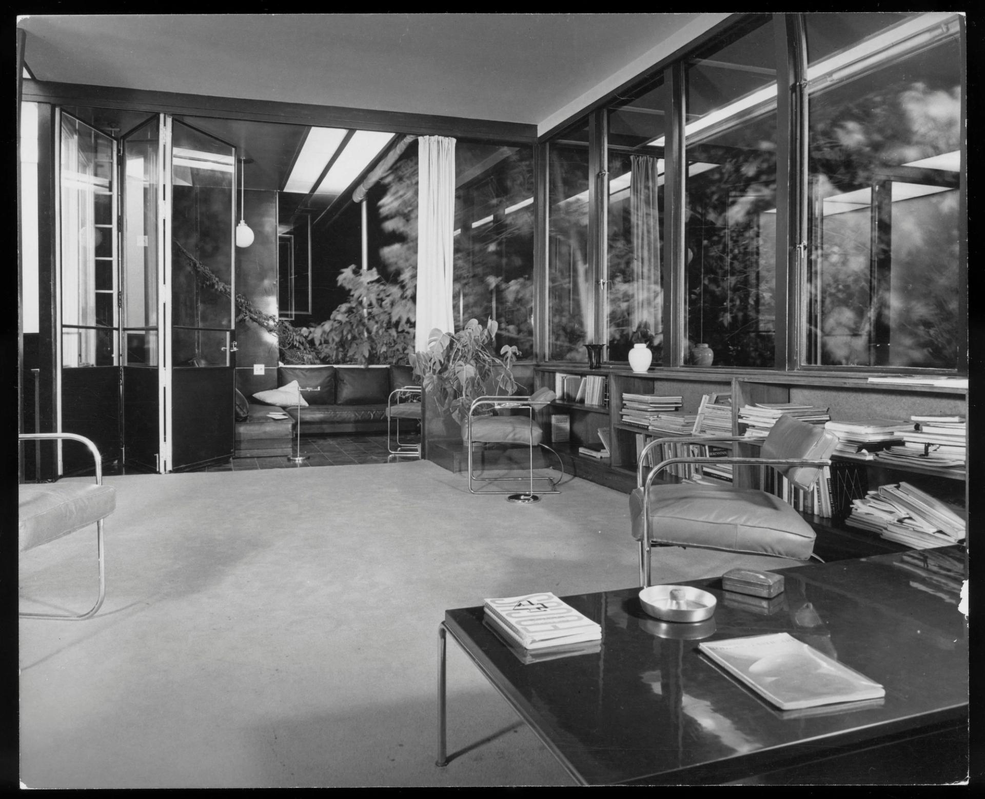 Neutra VDL — History of Neutra VDL I House (1932)