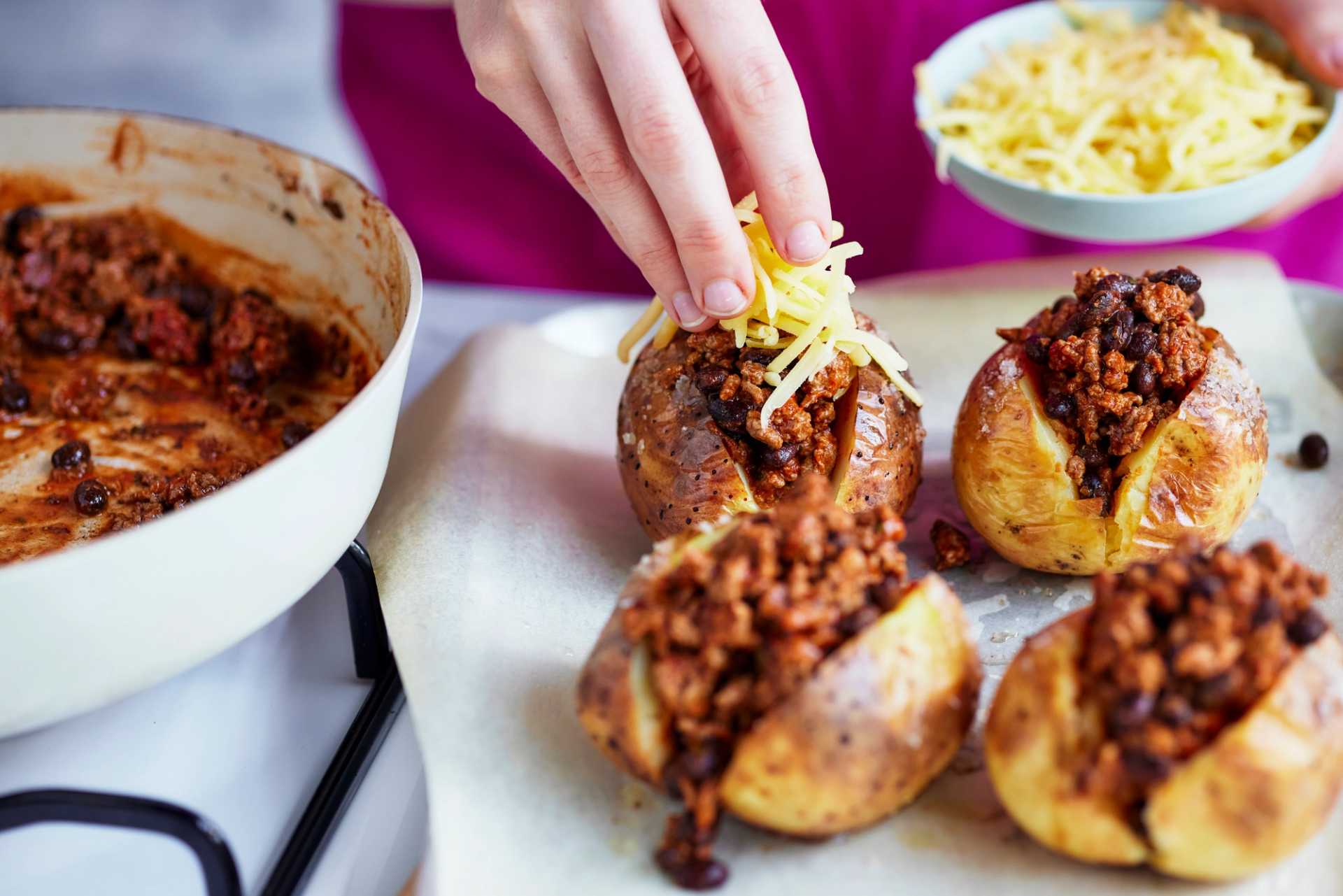 Tex-Mex Beef Mince Jacket Potatoes